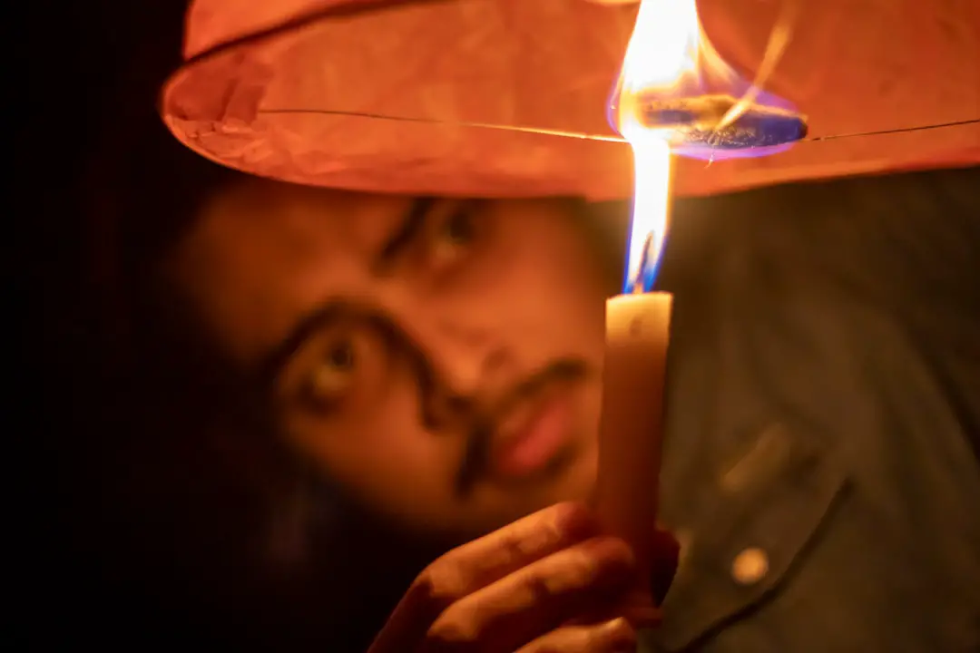 how to keep baby chickens